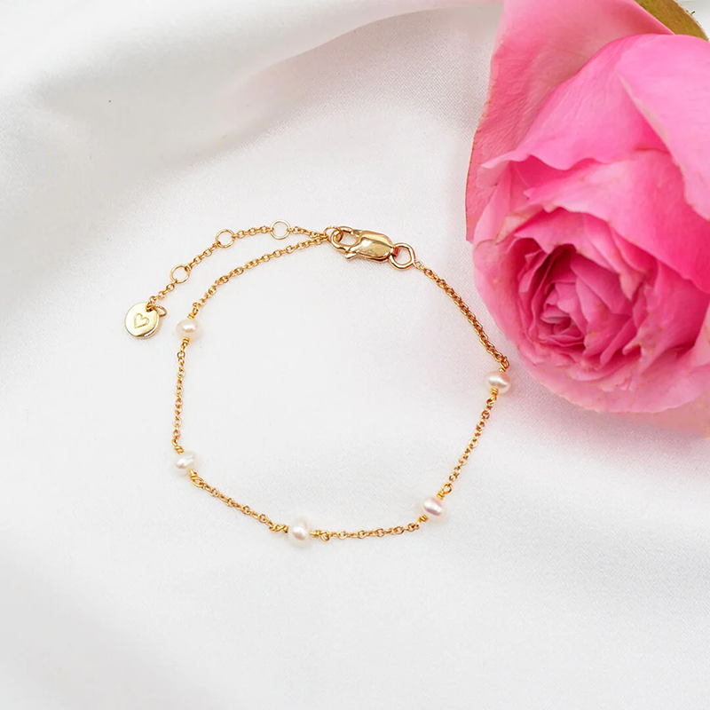 Pretty Pearls Rannekoru - By Sofia Wistam - Nordic Spectra